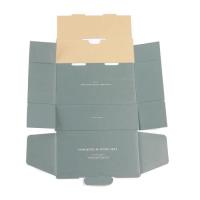 China Custom Order Accepted White Organic Skin Care Set Cardboard Packaging Box for Dress for sale