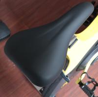China Commercial Grade Gym Spin Bike Machine Imported Belt Transmitting Type for sale