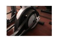China Magnetic Wheel Stationary Exercise Bike Self - Powered Elliptical Cross Trainer for sale
