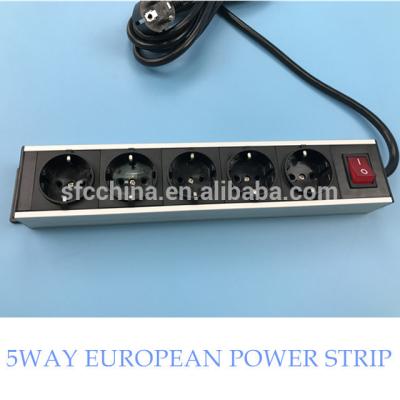 China European Standard Metal Housing Socket Strips 5 Way German Power Distribution Unit 16A for sale
