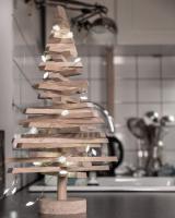 China High Quantity Natural White Oak Wood Christmas Tree Sustainable and Space Saving Function for sale