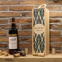 China Rectangle Wooden Wine Box with Burned Printing Personalized Anniversary Wedding for sale