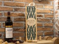 China Rectangle Wooden Wine Box with Burned Printing Personalized Anniversary Wedding for sale