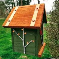 China TIMBER Wooden Colored Birdhouse Handmade Hanging Mini Wooden Box for Courtyard Garden for sale