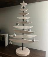 China Eco-Friendly Materials Modern Whitewashed Wooden Christmas Tree for a Greener Holiday for sale