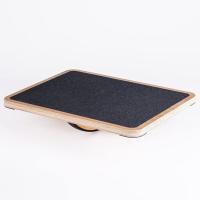 China Custom Anti Slip Roller Core Strength Wooden Balance Board for Indoor and Outdoor Spaces for sale