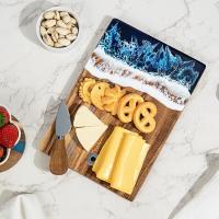 China Customized Pattern Acacia Wood Epoxy Resin Charcuterie Board for Serving Food for sale