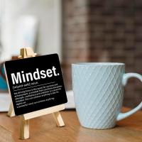 China Varnished Home Decorations.Gifts Inspirational Motivational Wooden Sign for Office Desk for sale