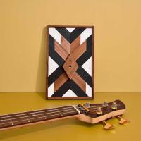 China Guitar Wall Mount Hanger 202406 Burning Design Gifts for Musicians Customized Logo for sale