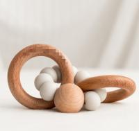 China Custom Europe Regional Feature Wooden Chain with Wooden Balls Ideal Kid Toy for sale