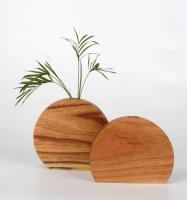 China Modern Design Style Wooden Vase Capable of Inserting Flowers for Anniversary Occasion for sale