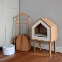 China Indoor Cat Tree Oak Wood Cat House in Natural Wood Color with Storage Containers for sale