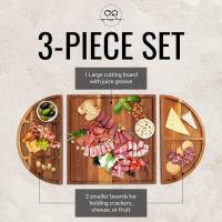 China All-Season Wood Round Cheese Board Set Unique Wooden Charcuterie Boards Extra Large Cheese Tray for sale