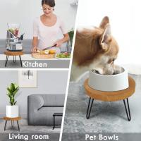 China Mail Packing Y Round Wooden Plant Stand for Displaying in Modern Interiors for sale