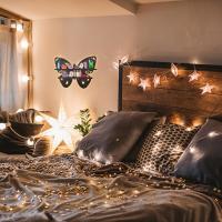 China Modern Design Storage Containers for Butterfly Wood Wall Floating Shelves in Wood for sale