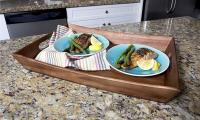 China 19.88 X 14 X 2.5 Inch Acacia Curved Serving Tray Set With Handle Logo For Gifts Stores for sale