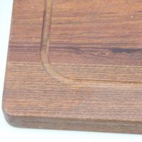 China Functional Solid Wood Cutting Board with Handle Custom Size Sustainable Printing Burned for sale