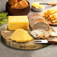 China Custom Service 15 Inch Wooden Cutting Board with Eco-Friendly Design and Juice Groove for sale
