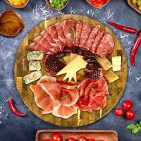 China Custom Service 15 Inch Wooden Cutting Board with Eco-Friendly Design and Juice Groove for sale