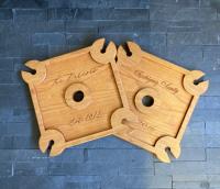 China Customized Logo Wine Holder Food Serving Tray with Standing Type Wine Bottle Caddy for sale