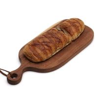 China Handcrafted Walnut Cheese Bread Cutting Board Wooden Serving Tray with Balance Design for sale