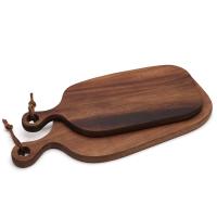 China Handcrafted Walnut Cheese Bread Cutting Board Wooden Serving Tray with Balance Design for sale