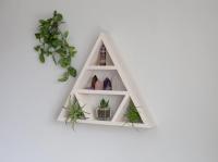 China Minimalist Design Wooden Triangle Wall Shelf Crystal Display Shelves for Home Storage for sale