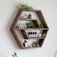China Hexagon Solid Wood Floating Shelf Modern Design for Bedroom Livingroom and Kitchen for sale