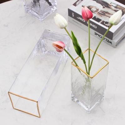 China All-Season Modern Square Handmade Clear Glass Vase with Handblown Technique for sale