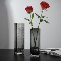 China All-Season Modern Square Handmade Clear Glass Vase with Handblown Technique for sale
