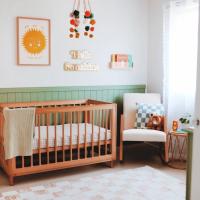 China Save Space and Add Style to Your Kids' Nursery with Acrylic Floating Bookshelf Wall for sale