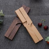 China Wood Plain Color Beech Walnut Cross X Shape Varnished Pot Mat Coaster for Kitchenware for sale