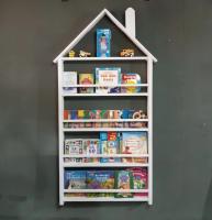China 202406 Baby Bookcase Wooden Wall Montessori Solid Wood Nursery Wall Rack Custom Size for sale