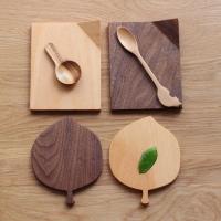China Eco-Friendly Leaf-Shaped Beech Walnut Wood Coasters for Hot Drinks Sample Charge Free for sale