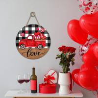 China Add Love to Your Home Farmhouse Red Truck Hearts Wood Door Hanger for Valentine's Day for sale