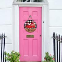 China Add Love to Your Home Farmhouse Red Truck Hearts Wood Door Hanger for Valentine's Day for sale