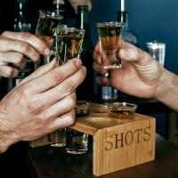 China Varnished Custom Wood Communion Tray with Shot Glass Simple and Useful Design for sale