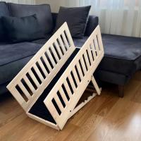 China Wooden Ramp for Aging Dogs Item Type Beds Sofas Adjustable Height Nonslip Carpet Wood for sale
