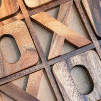 China Children's Wooden Tic-Tac-Toe XO Chess Game Set Custom Tictactoe for Fun and Learning for sale