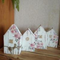 China Wooden Craft Doll House DIY Miniature Room for Children Customized Logo Wood Blocks for sale