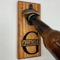 China Wooden Bear Bottle Opener Wall Fridge Mount Personalized Burned Printing for Gifts for sale