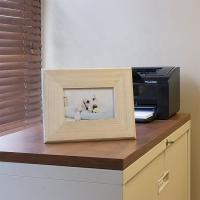 China Desktop Natural Wooden Photo Frame with Timeless Design 8.2 x 0.6 x 10.6 inches for sale