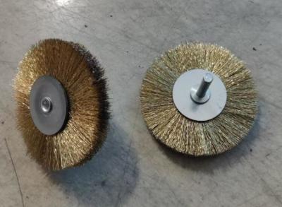 China Hot Selling 75mm Crimped Brass Wire Rust Removal Cleaning Brush with Shank 6mm for sale
