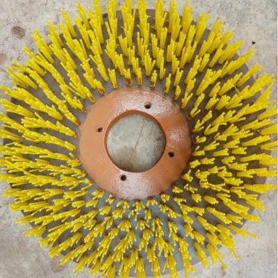 China 12Inch Industrial Yellow Nylon Bristle Underwater Deck Hull Cleaning Brush for Ship Hull Cleaning for sale