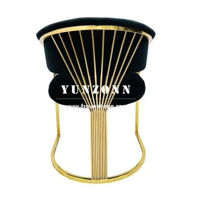 China New Designed Modern Style Upholstered Black Velvet Gold Metal Arm Chair Living Room Accent Dining Chair for Home Hotel for sale
