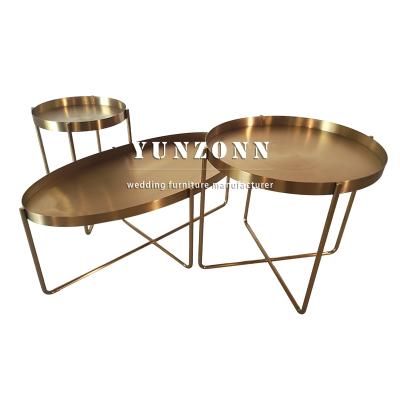 China Golden Finished Metal Iron Oval Shape Decorative Guest Room Coffee Table Side Table End Metal Table for sale