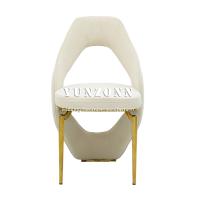 China Chinese Modern Elegant New Arrival Upholstered Nordic Velvet Hotel Padded Dining Room Chair for sale