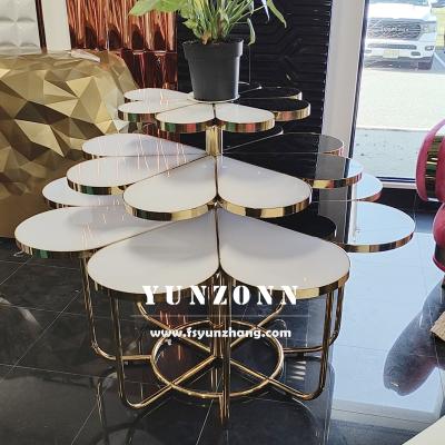 China Uniquely Designed Flower Shape Commercial Furniture Elegant Wedding Cake Table Stand for sale