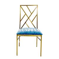 China Supplies China Factory Metal Gold White Weddings Banquet Chiavari Chair with Cushion for Events for sale