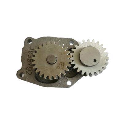 China Iron Casting Cummins 6bt Oil Pump For Truck and Mining Engine Parts 4935792 for sale